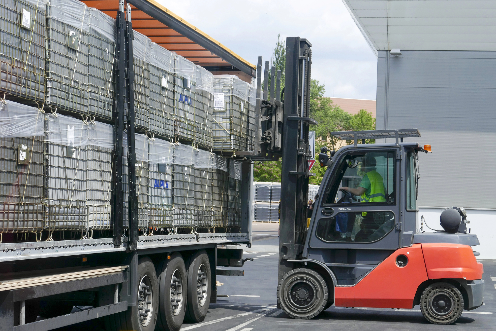 LTL Shipping | Advantage Transportation